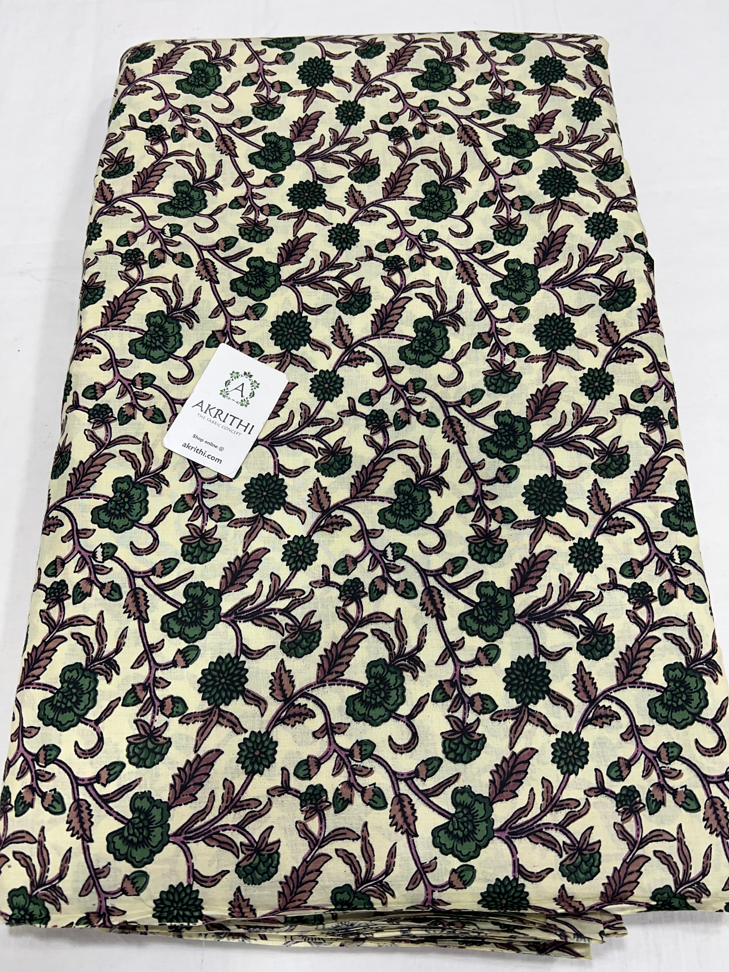 Buy pure cotton fabrics online | Plain cotton and printed cotton fabric ...